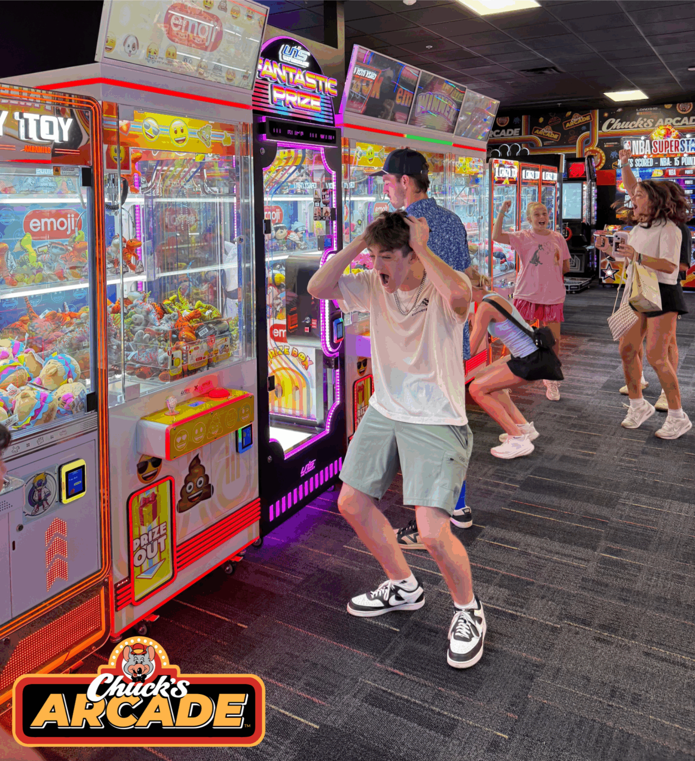 Chuck E. Cheese Unveils Clawcade-powered Chuck's Arcade At Brea Mall | Chuck E. Cheese