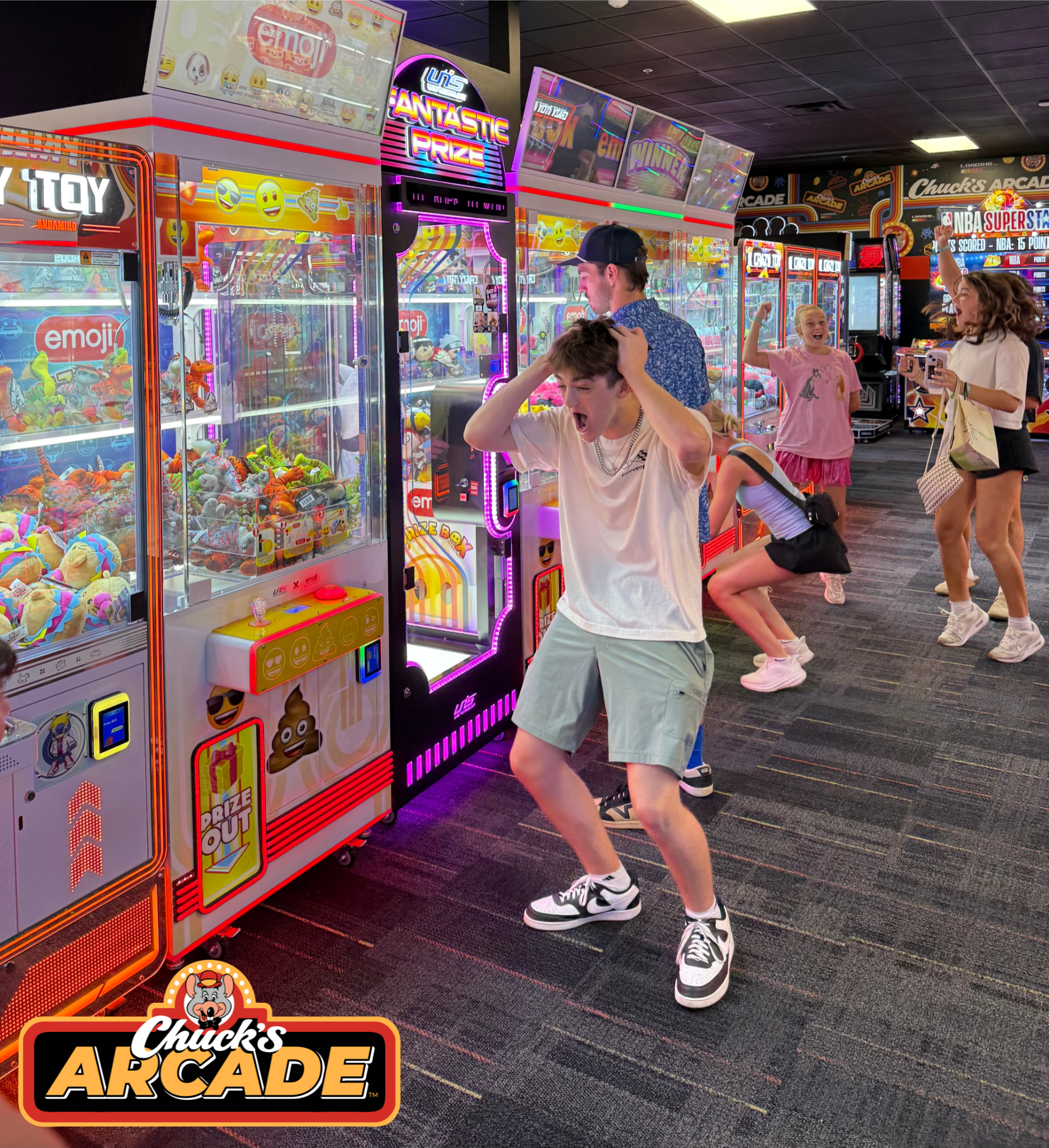 Chuck E. Cheese Unveils Clawcade-powered Chuck's Arcade At Brea Mall ...